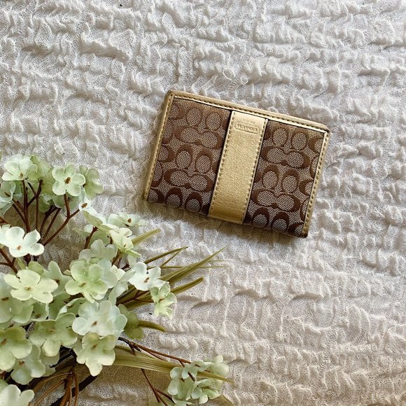 Coach | Bags | Coach Vtg Canvas Small Wallet Tan And Gold | Poshmark